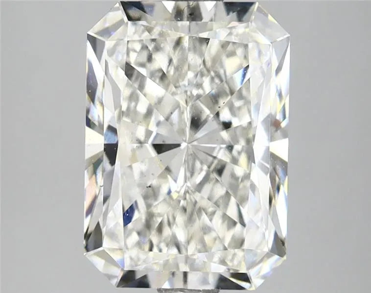 3.36ct Radiant Lab Grown Diamond (Colour G, Clarity SI1, IGI Certified ...
